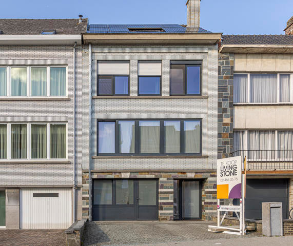 HUIZENJACHT. Dilbeek-centrum, waar je onder de 300.000 euro moeilijk je ... HUIZENJACHT. Dilbeek-centrum, waar je onder de 300.000 euro moeilijk je ...