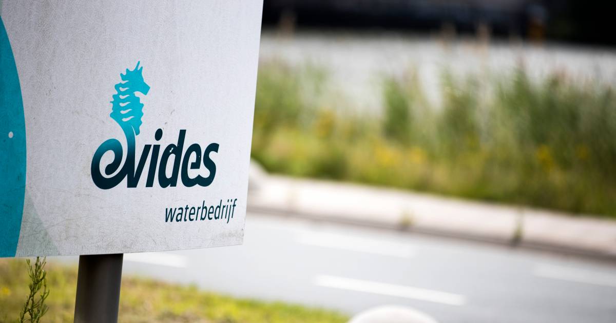 Oplichters doen zich voor als medewerkers van Evides | Rotterdam | AD.nl