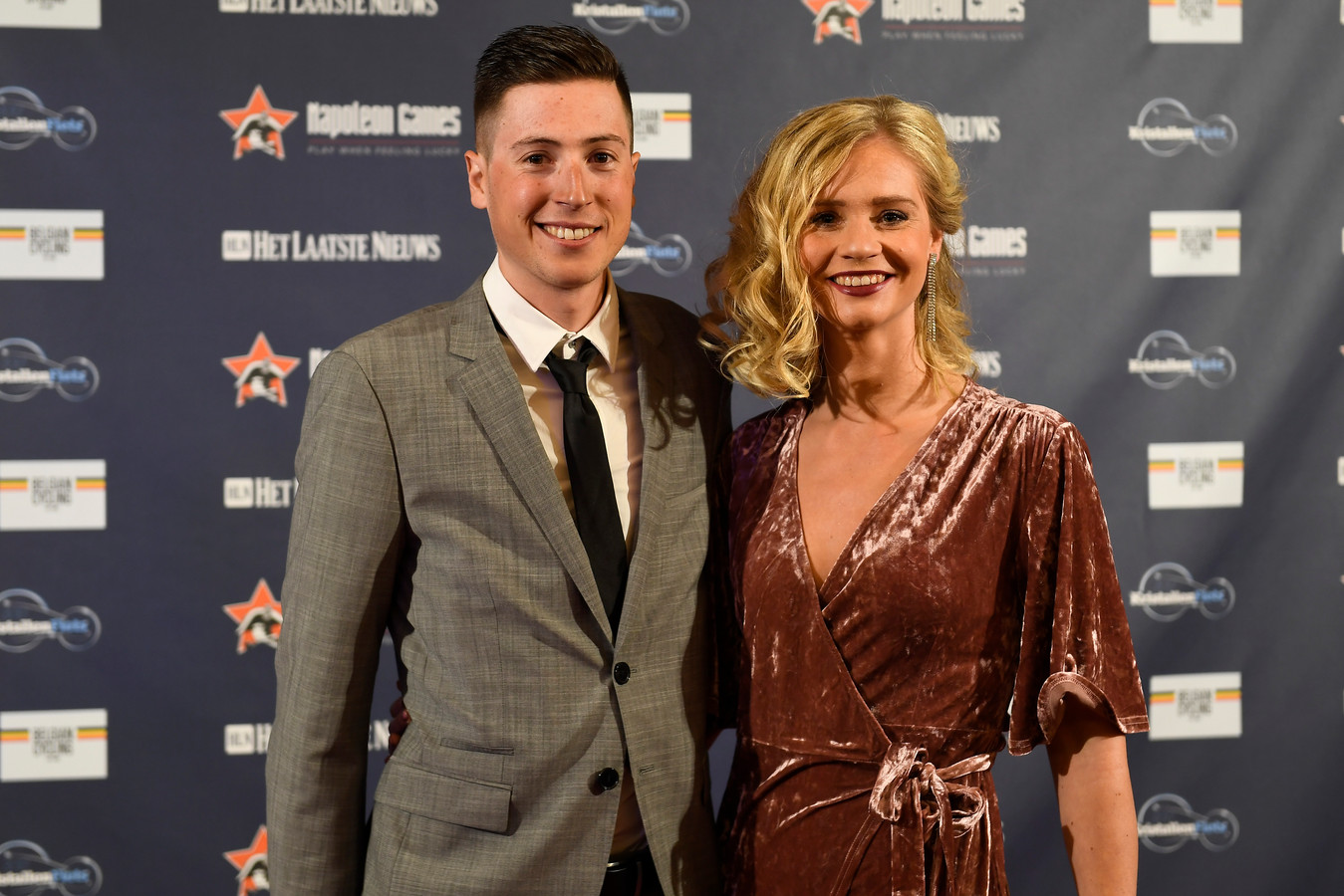 IN BEELD: zien en gezien worden op rode loper van Kristallen Fiets ...