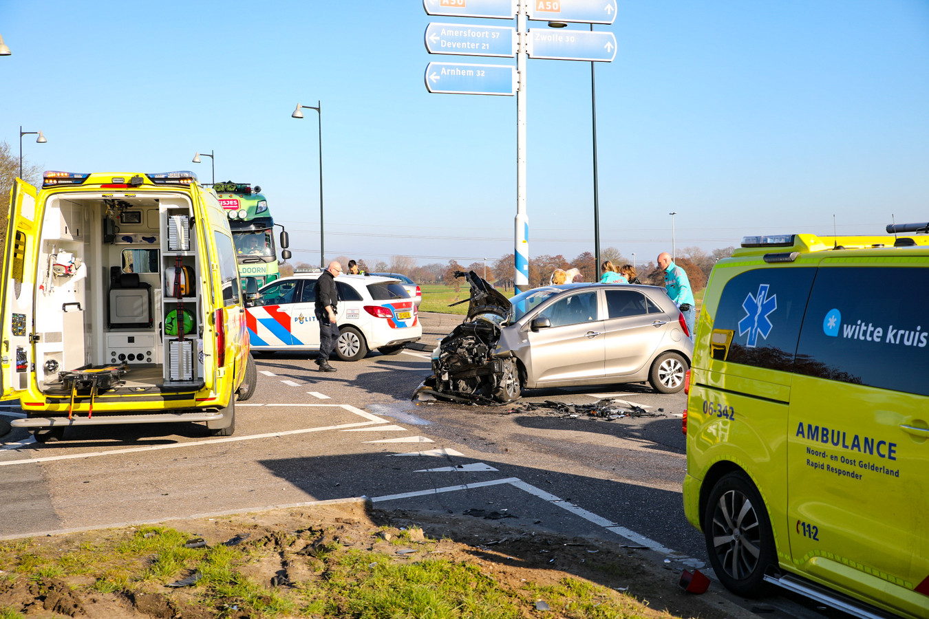 Ongeval in Apeldoorn zorgt voor verkeershinder bij A50 | Foto ...