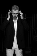 Hoe werkt liefde in tijden van datingapps? Lees het in de dichtbundel ...