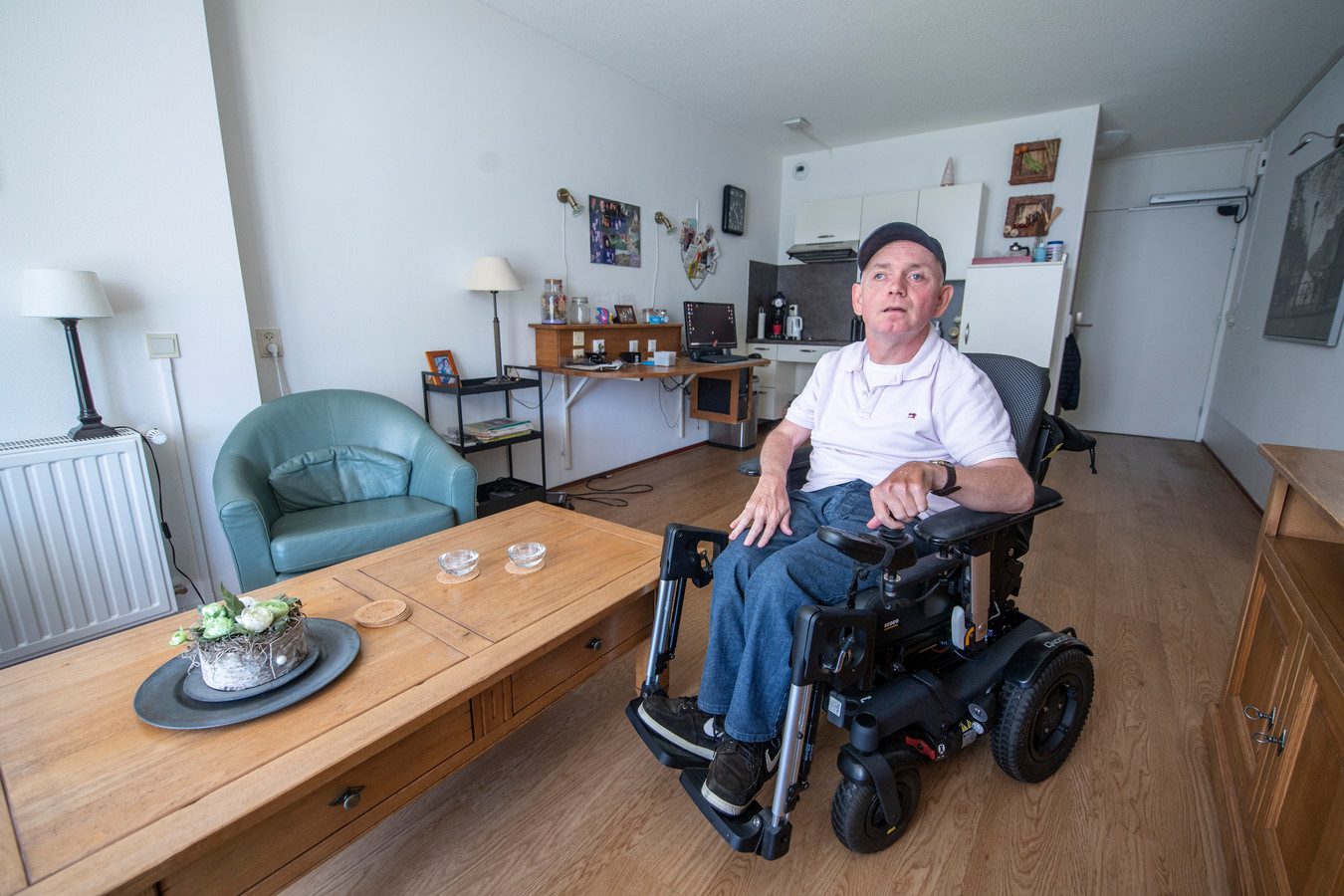 Gehandicapte Arjan Schutte uit Almelo vreest voor zijn zelfstandigheid ...