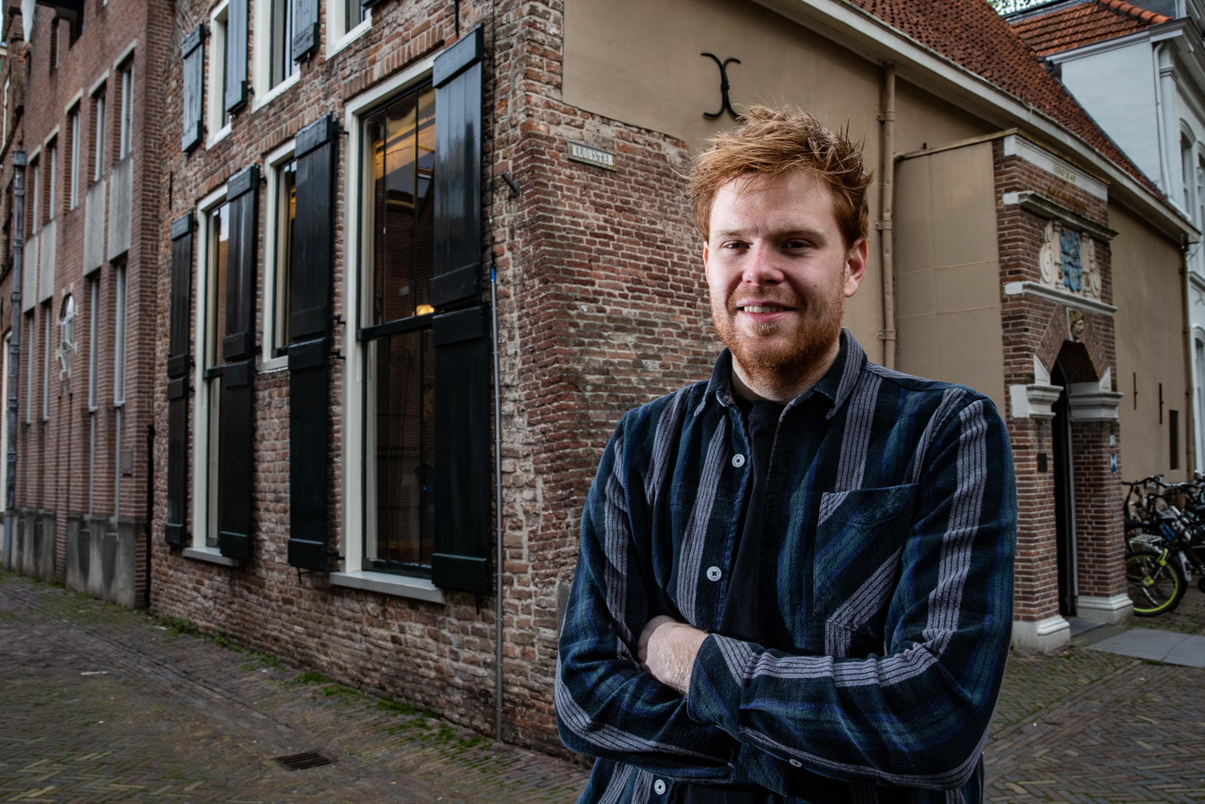 Kunstenaars maand lang in de kluizen van de Athenaeumbibliotheek ...
