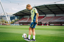 Introverte Tijn uit Oldenzaal bij Ajax tussen dominante westerlingen ...