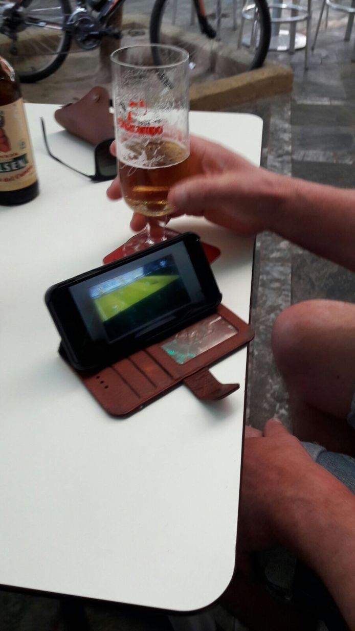 Peter Vriends vliegt dit weekend op en neer vanuit Spanje voor NAC: 'Ik ...