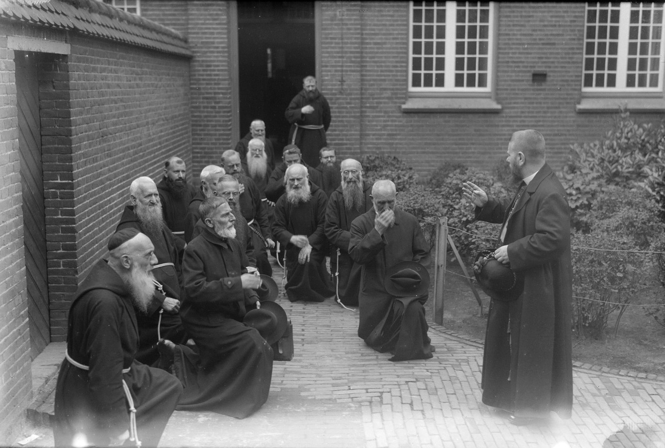 Net nu, in coronatijd, haalt voor het eerst een kapucijn de honderd ...