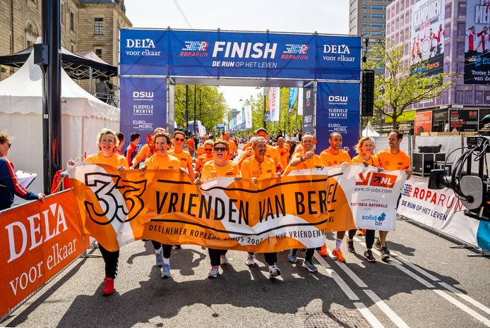 Feest en verdriet hand in hand bij Roparun: 2,5 miljoen euro opgehaald ...