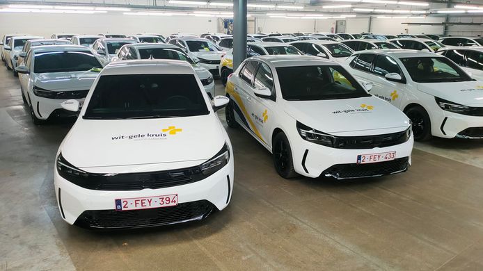 Wit-Gele Kruis Oost-Vlaanderen zit in het nieuw: “Vloot van 261 wagens ...