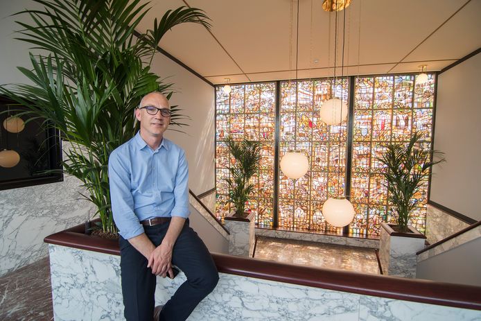 Utrechts complex van ‘Jan Ford’ ligt er weer in volle glorie bij ...