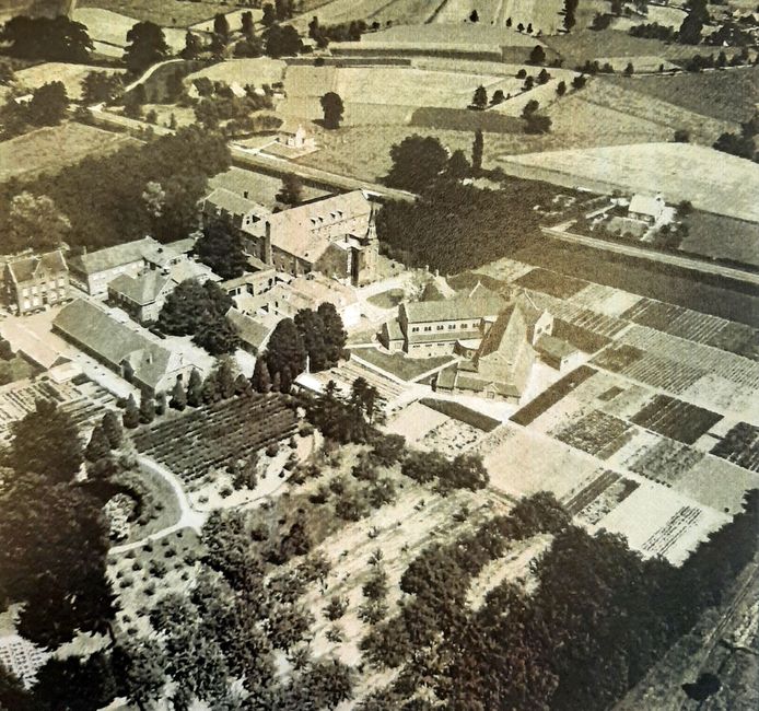 Graven De Goede Herder worden geruimd, de resten herbegraven; geen ...