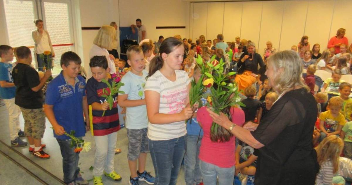 Juf Anja zwaait uit | Nieuws | destentor.nl