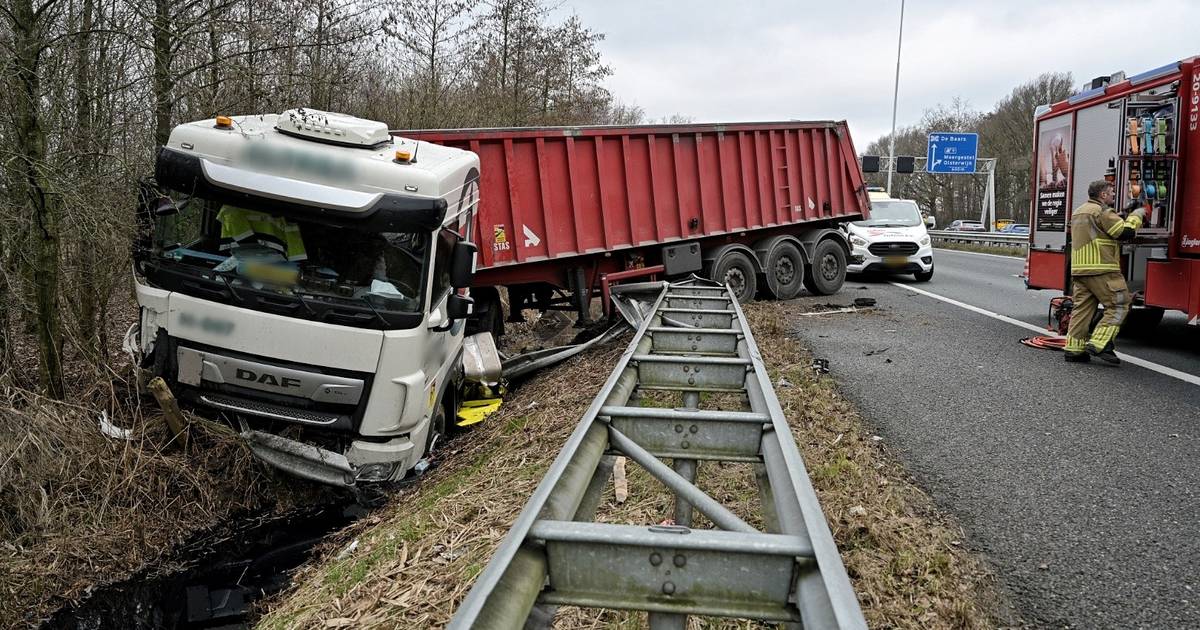 Dodelijke aanrijding op vluchtstrook met vrachtwagen: ‘Chauffeur heeft ...