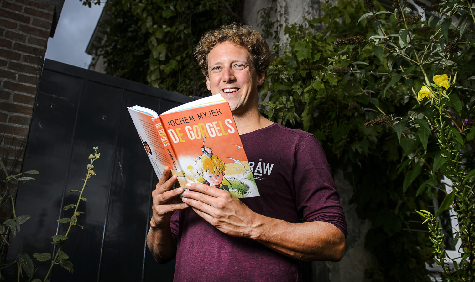 Boek Jochem Myjer binnen op eerste plek in Bestseller 60 | Foto | ed.nl