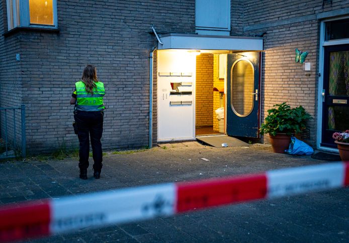 Explosie zorgt voor kapotte brievenbus in Rotterdam-Crooswijk ...