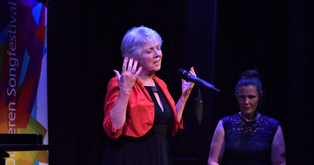 Niemand draaide voor Coby (68) uit Maarssen bij The Voice Senior, nu ...