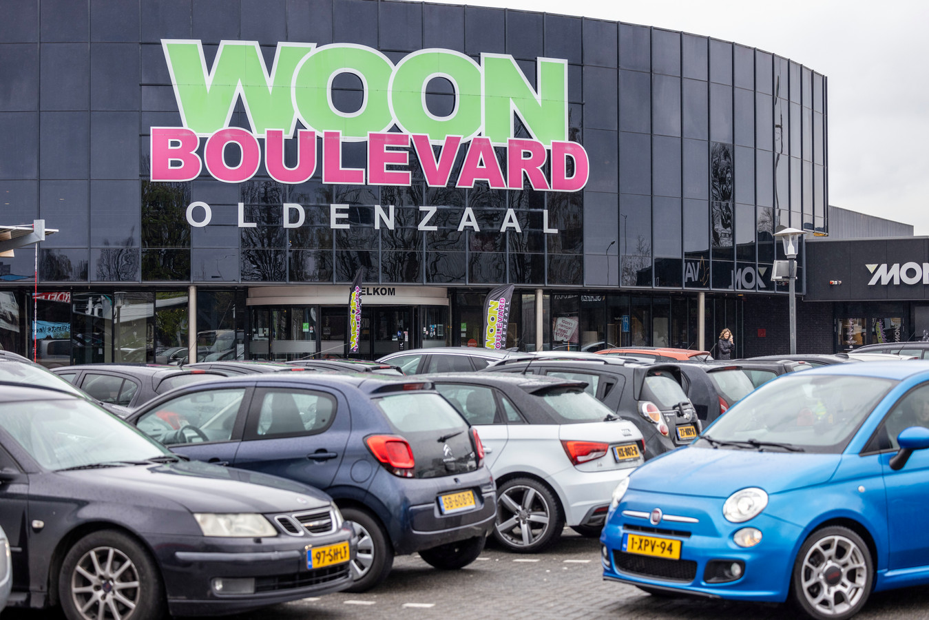 Bezoek aan meubelboulevard op tweede paasdag blijft een hit, maar ...