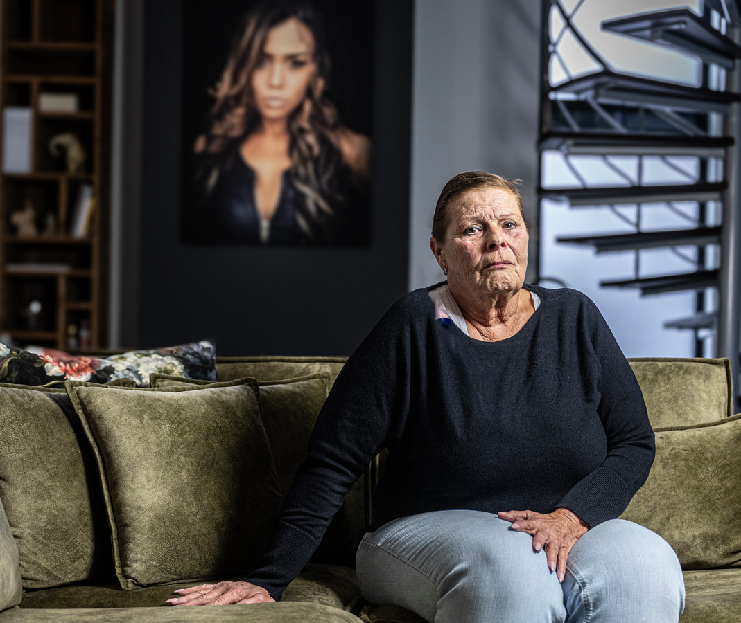 Moeder Ivana Smit doet voor eerst verhaal: ‘Elke dag zei ik: pas op, je ...