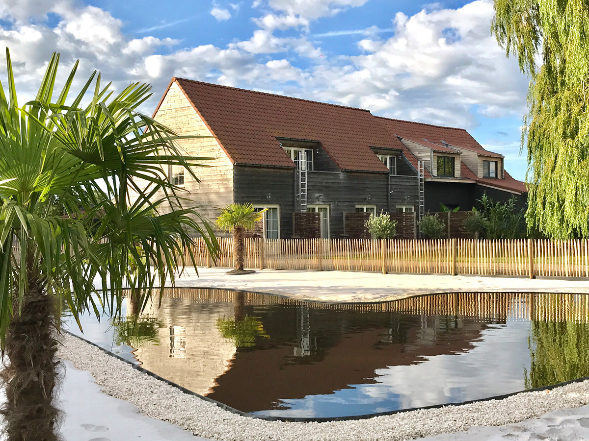 Gentse topfotograaf Frank De Mulder en zijn vriendin Eline bouwen La ...