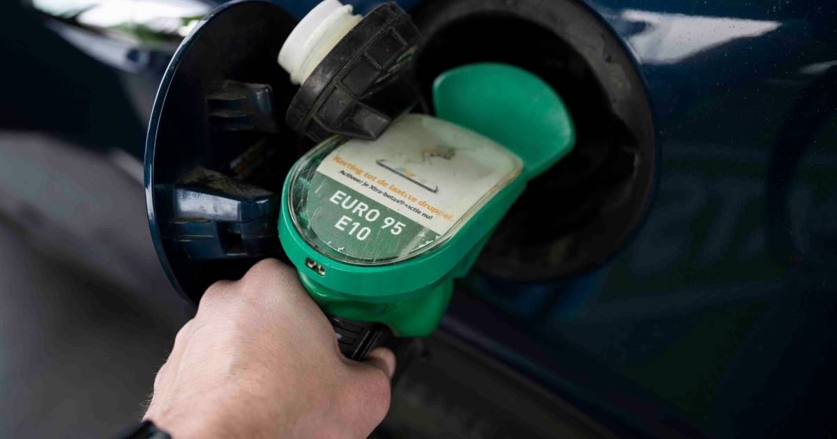 Benzineprijs daalt: tank je best nu of wacht je beter wat langer ...