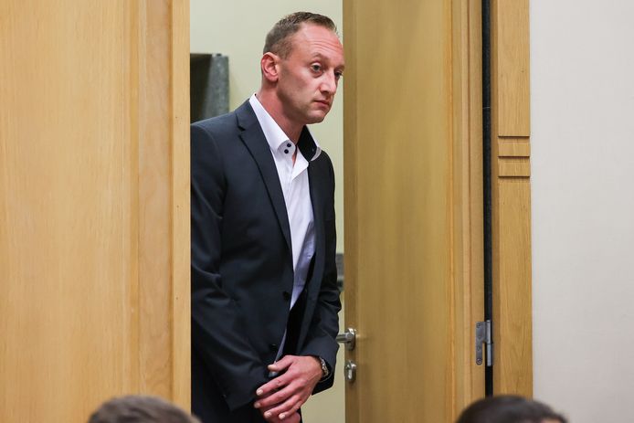 ASSISEN. Yvo Theunissen veroordeeld tot 27 jaar cel voor de dood van ...