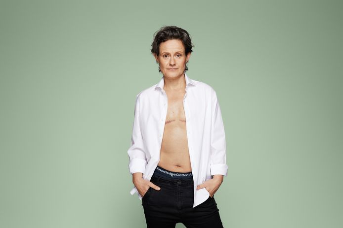 Presentator Lara Billie Rense herkent zichzelf nu in de spiegel ...