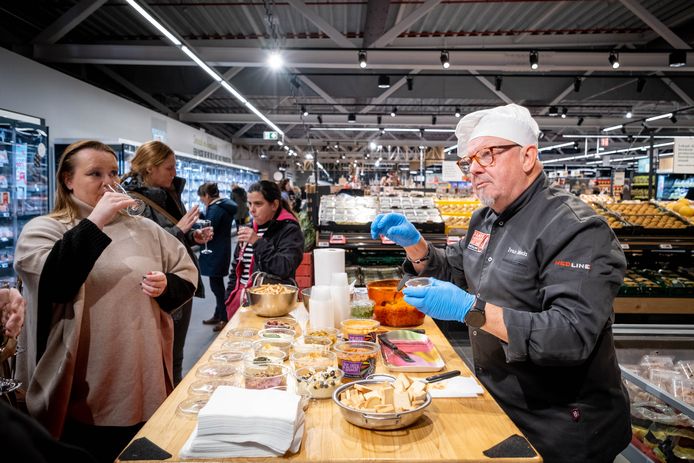 Delhaize opent morgen supermarkt op palen: “Vijfde groter voor meer ...