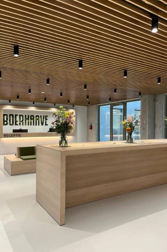 Debbie wilde altijd haar buik verstoppen, maar dat is nu niet meer ...