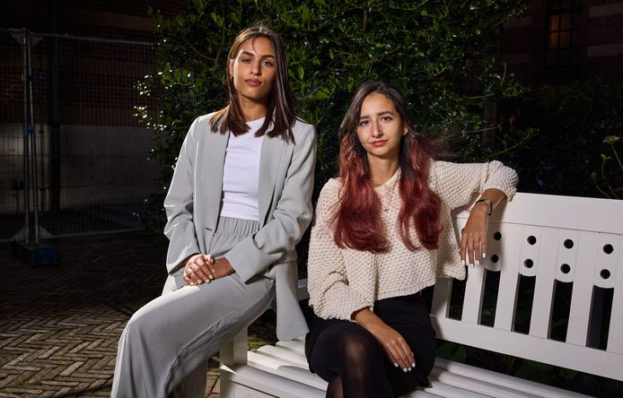 Elika en Mina hopen op verandering in Iran: ‘Het enige wat ik kan doen ...