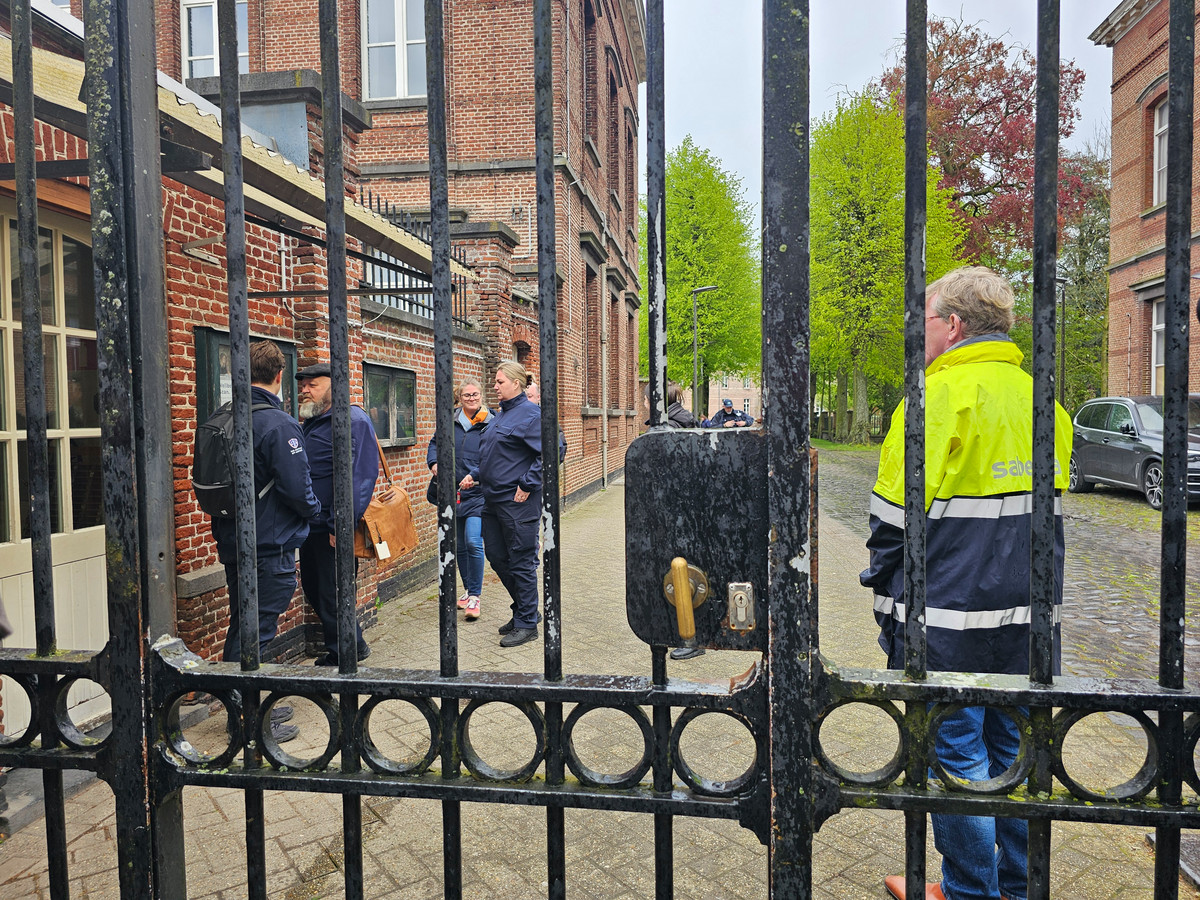 Minister Van Tigchelt bezoekt gevangenis Hoogstraten: “Veel respect ...