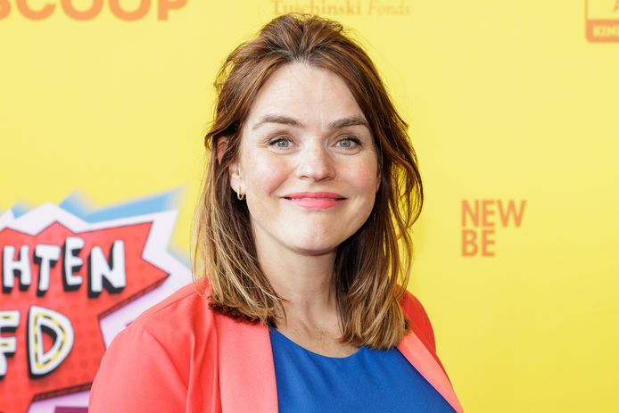 Presentatrice Sofie van den Enk moeder geworden van zoontje: ‘We hebben een baby!’ | Show | AD.nl