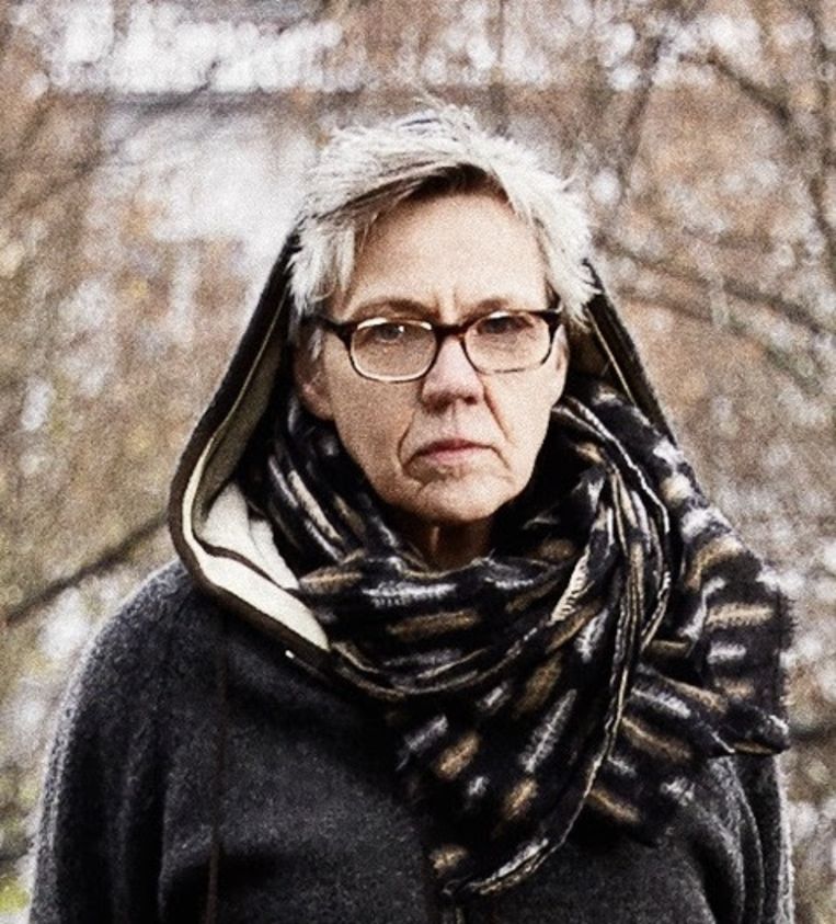 Passanten in een niemandsland | Trouw