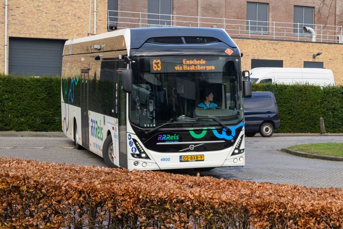 Elektrisch per bus 63 naar Borculo: vertrouwde brom van dieselmotor is ...