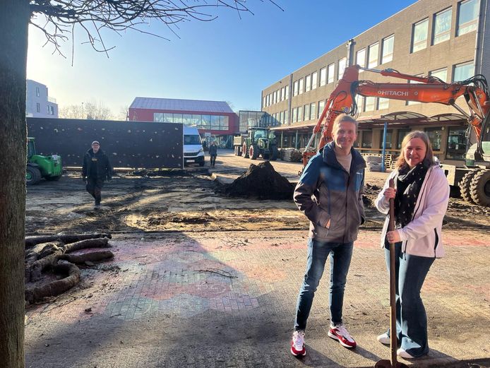 Speelplaats Emmaüs basisschool wordt deze krokusvakantie pak groener ...