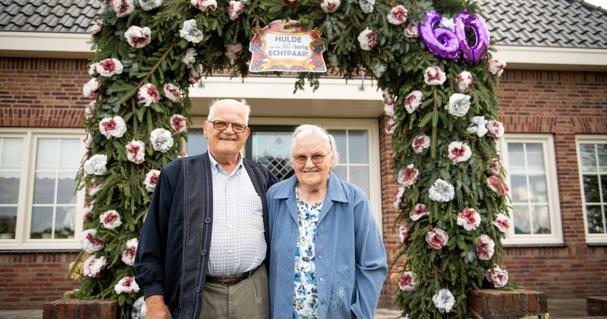De band tussen Jan en Jenny Wevers uit Zuna is in 60 jaar alleen maar ...