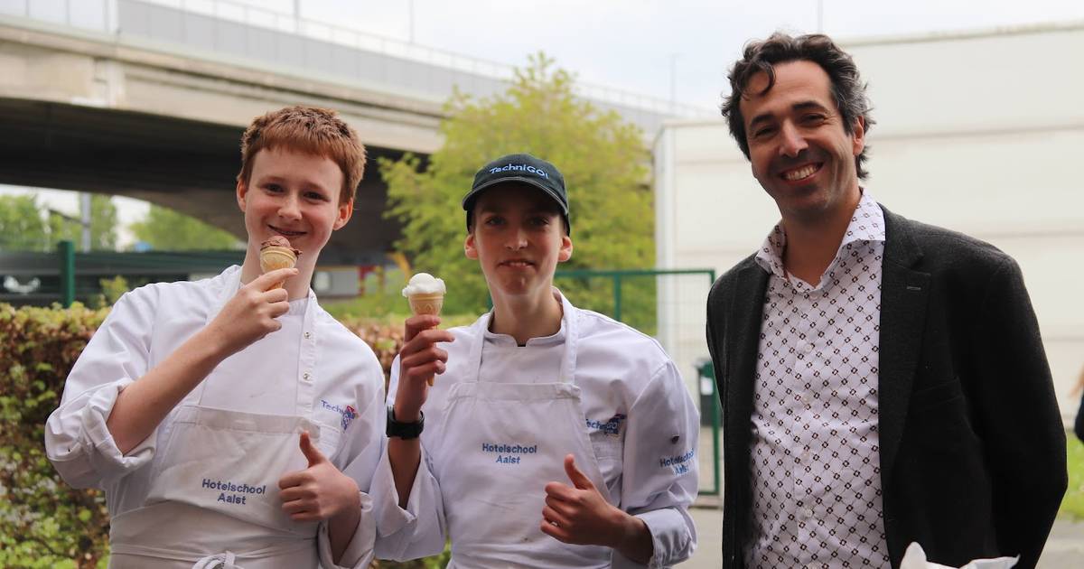 TechniGO! beloont voorbeeldige leerlingen: “Een ambachtelijk gemaakt ijsje” | Aalst | hln.be