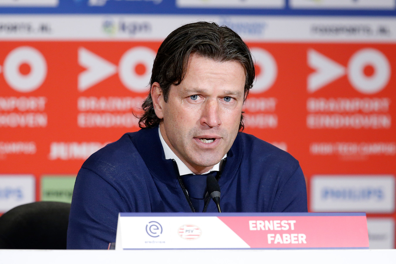 PSV overlegt maandag over vervolg van dit seizoen, KNVB adviseert ...