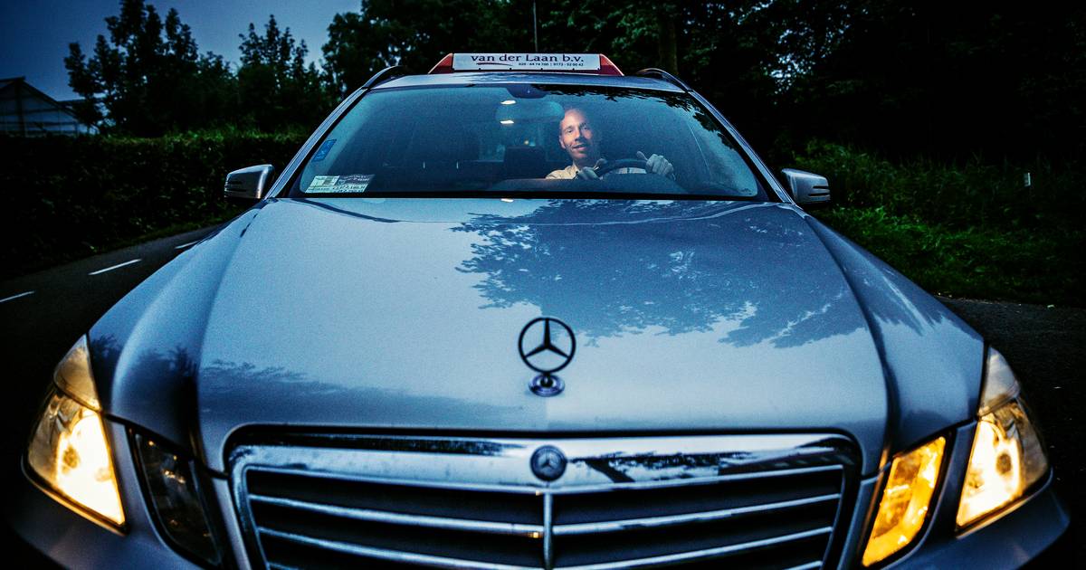 Taxichauffeur Benjamin Bode maakt genoeg mee in nachtelijke uurtjes ...