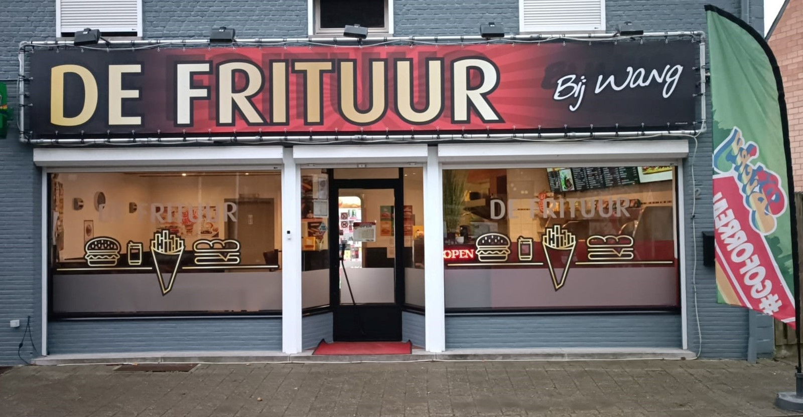 Friturist Wang één week na gewapende overval alweer aan de slag in zijn ...