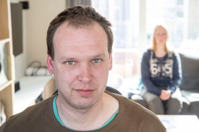 Persfotograaf voorlopig niet aan het werk na aanval met shovel: 'Ik had er gelijk een naar ...