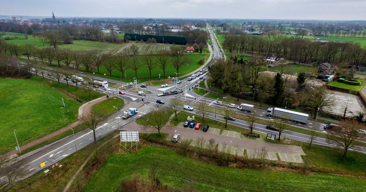 Wéér vertraging bij aanpak N35-kruispunt Bos in Raalte: planning pas in januari 2022 bekend ...