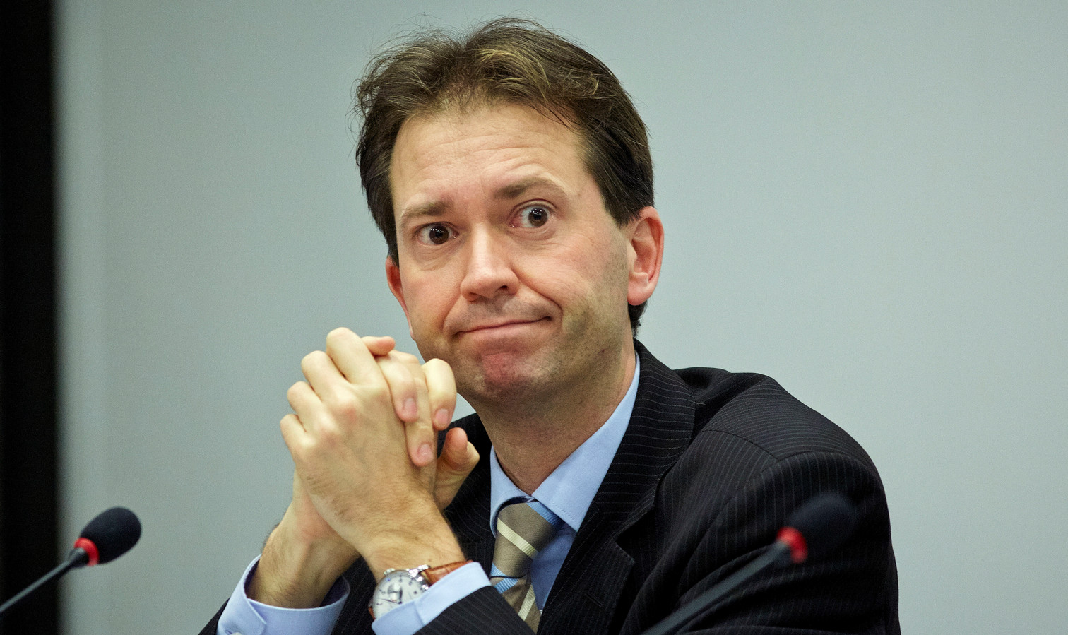 Gedeputeerde Van Hijum weer onder vuur vanwege Lithium Werks | Foto | AD.nl Gedeputeerde Van Hijum weer onder vuur vanwege Lithium Werks | Foto | AD.nl