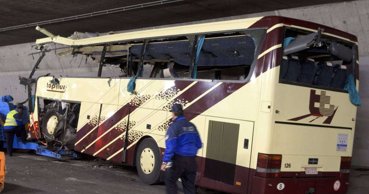 Geen reconstructie busramp Sierre | Buitenland | AD.nl