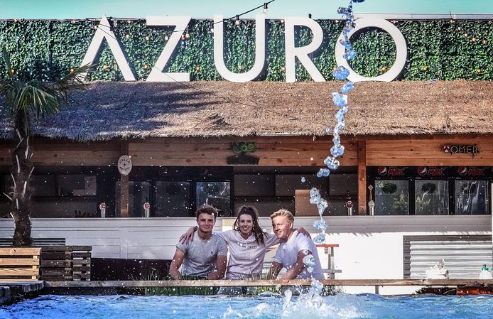 Vernieuwde zomerbar Azuro klaar voor vliegende start: “Hier krijg je een Ibizagevoel” | Kortrijk ...