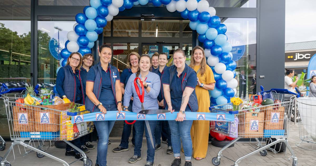 Vernieuwde ALDI opent de deuren aan Willy Vandersteenplein: “Energievriendelijk en duurzaam ...