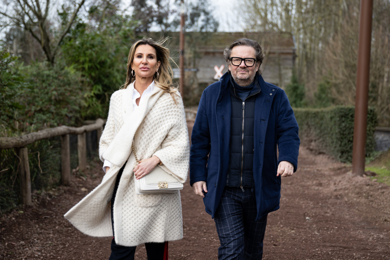 EXCLUSIEF. Een dag in het spoor van Marc Coucke: “Na de middag doet hij ...