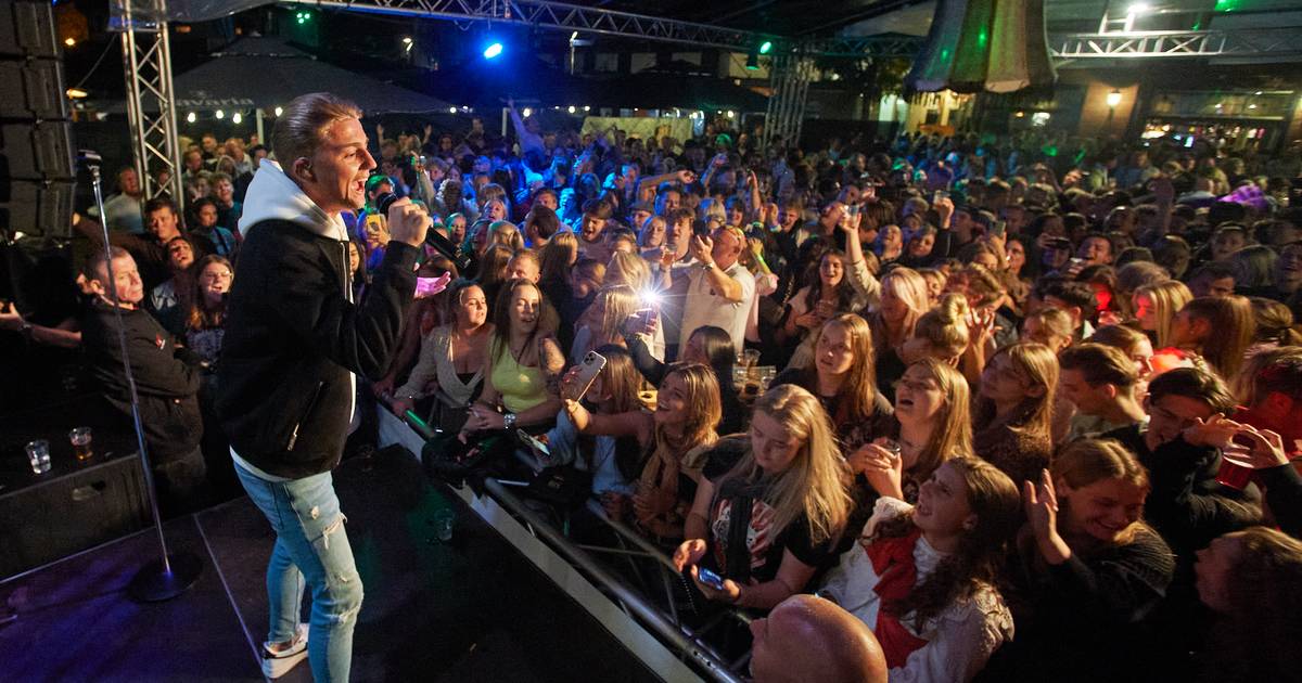 Veghel kan met Mart Hoogkamer ‘zwemmen in de Bacardi Lemon’ | Uden, Veghel e.o. | bd.nl