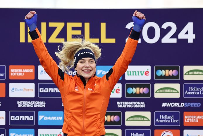 Wereldkampioen Joy Beune had het ‘echt niet makkelijk’ in laatste rit ...