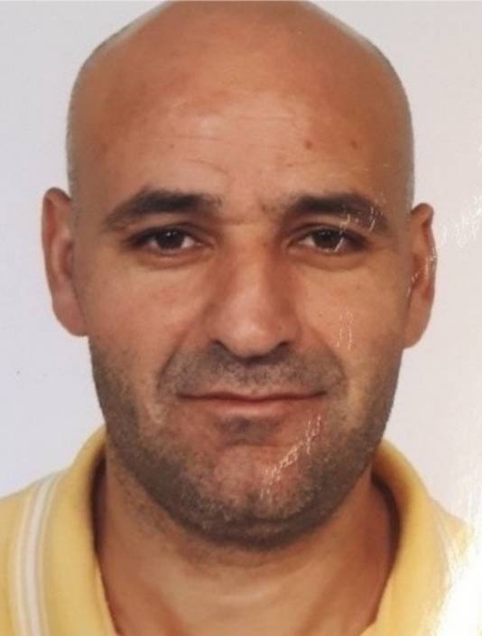 Twaalf arrestaties bij invallen na aanslag De Telegraaf | Binnenland ...