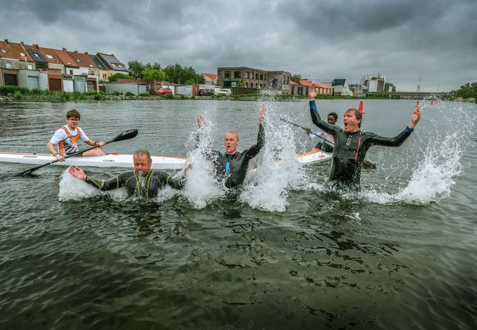 KIJK. Kanaalzwemmen voor sportieve baantjeszwemmers verhuist naar ...
