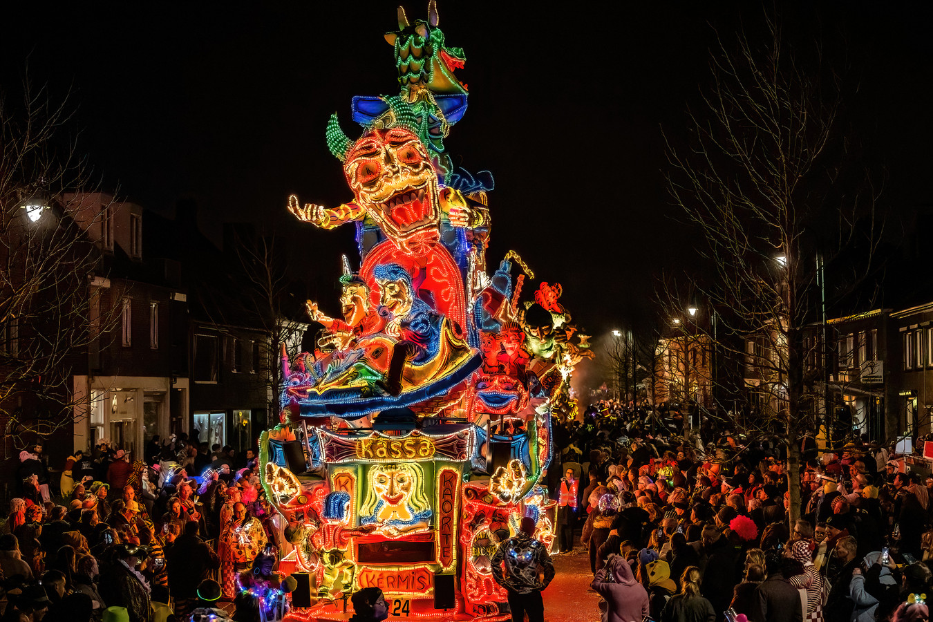 ‘Strenge regels maken het bijna onmogelijk om nog een evenement in de ... ‘Strenge regels maken het bijna onmogelijk om nog een evenement in de ...